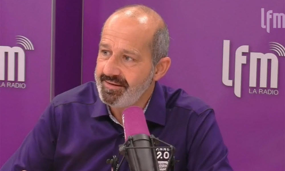 Ian Logan présente la mascotte des JOJ | LFM la radio