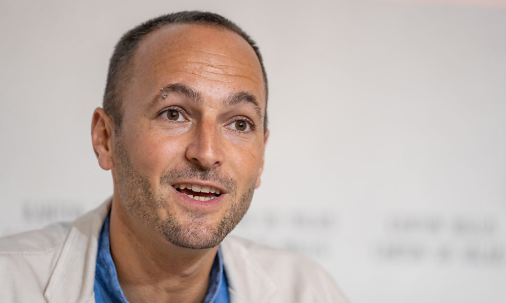 Mathias Reynard tire un bilan positif de ses 100 premiers jours | LFM ...