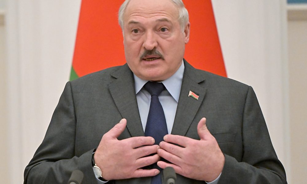 Renforcement des pouvoirs du président bélarusse Loukachenko validé ...