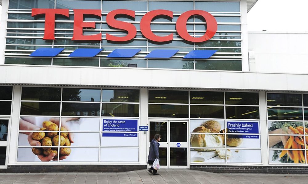 Tesco observe un tassement de demande au 1er trimestre | LFM la radio