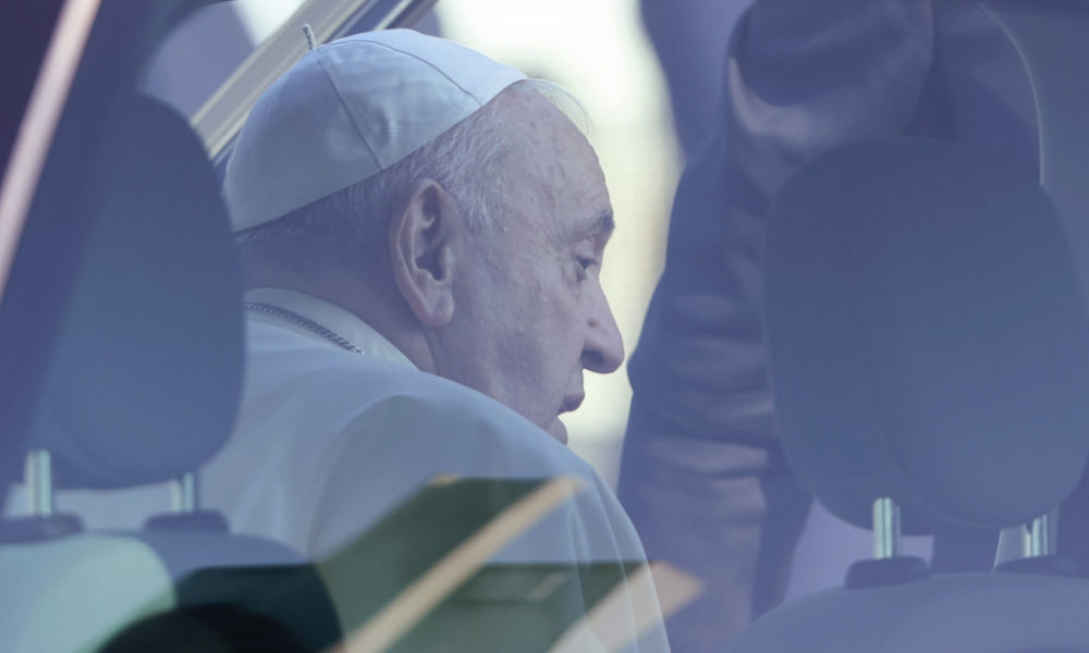 Residential school drama: Pope flies to Canada