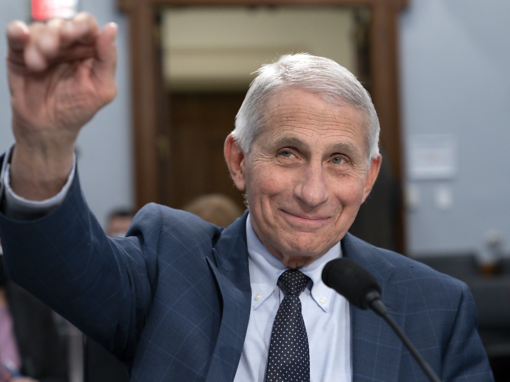 Anthony Fauci, conseiller sur le Covid, quitte ses fonctions | LFM la radio