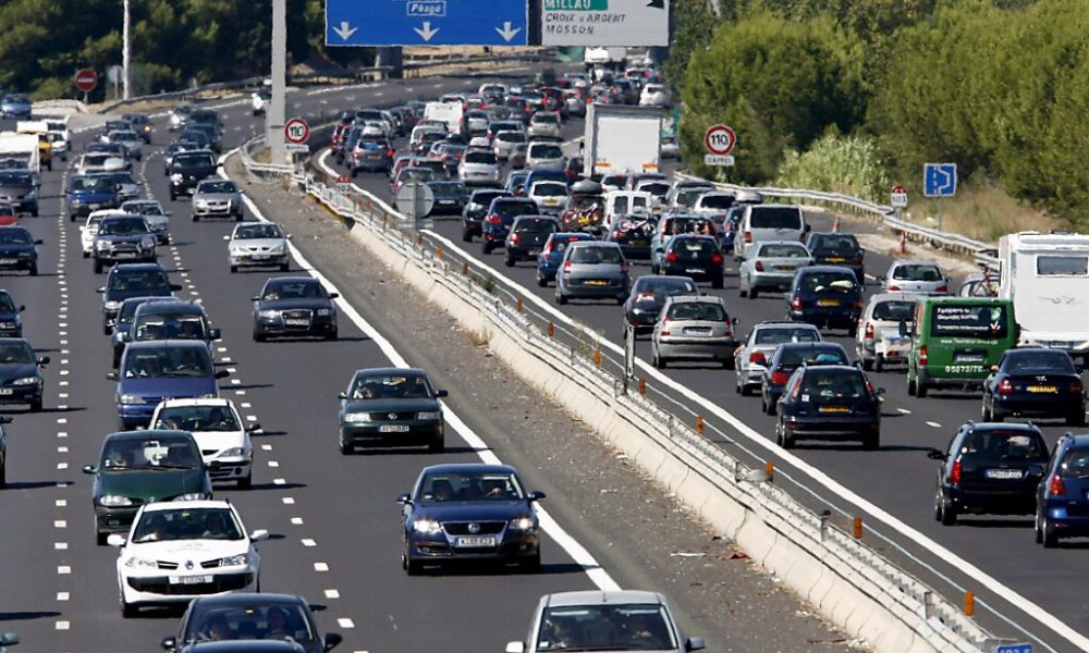 Vous roulez en France? Gare aux autoroutes à péage sans barrières | LFM ...