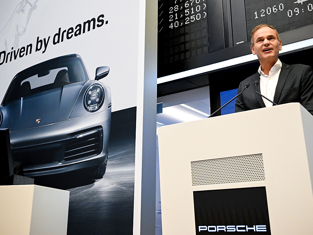 Le patron de Volkswagen et Porsche défend sa double casquette | LFM la radio