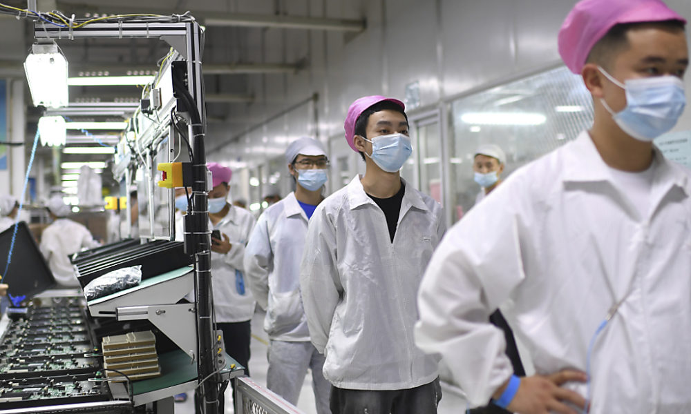 Foxconn met fin au bouclage du plus grand site d'Iphone du monde | LFM ...