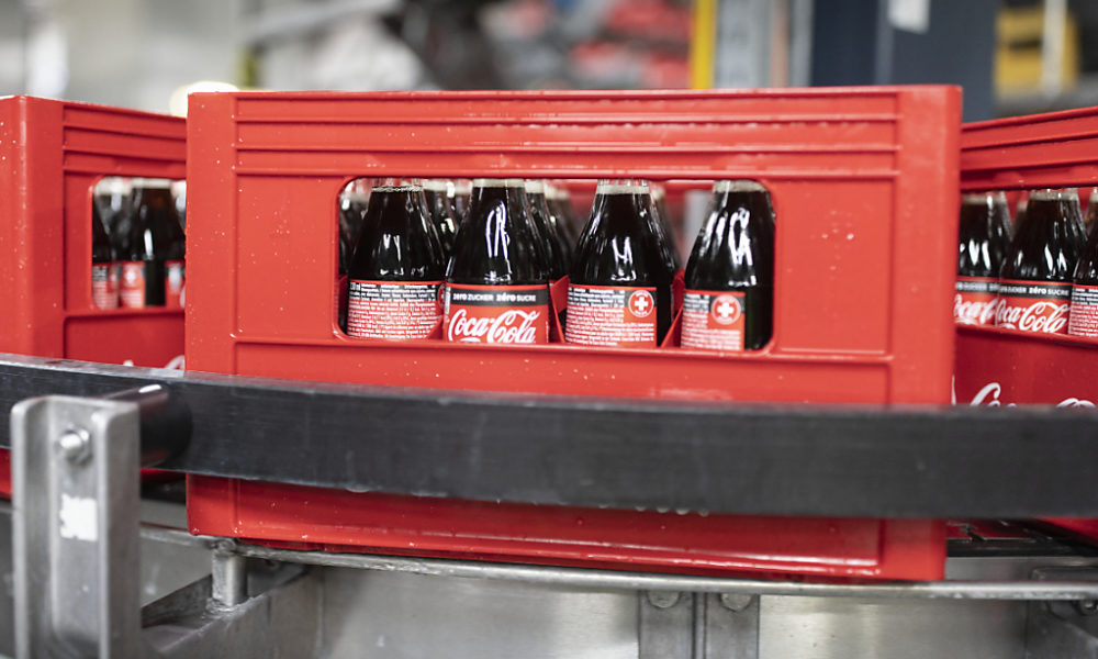 Coca-Cola et Rivella vont réduire le sucre dans leurs produits | LFM la ...