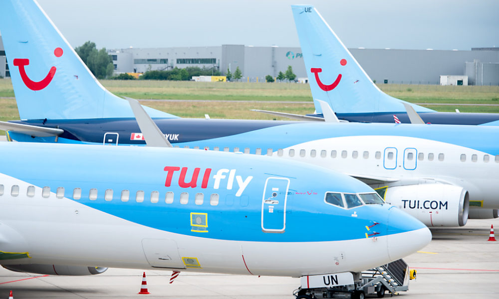 TUI continue de réduire ses pertes au premier trimestre 2022/2023 | LFM ...