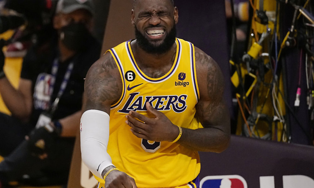 NBA: LeBron James se pose des questions | LFM la radio