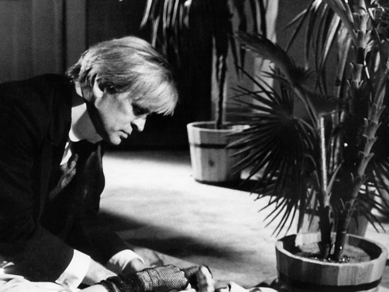 Josephine Chaplin, fille de Charlie, est morte à Paris | LFM la radio