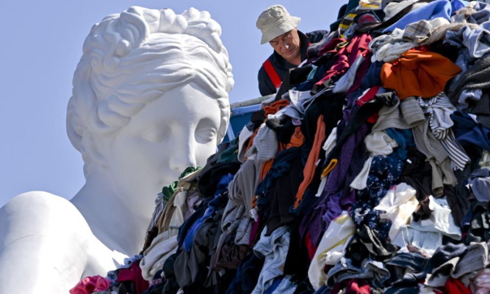 La "Vénus aux chiffons" de Pistoletto incendiée à Naples