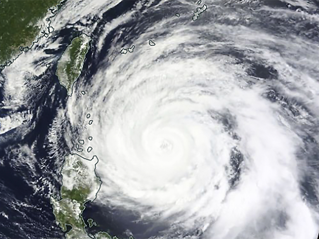 Evacuations ordonnées aux Philippines avant l'arrivée de Doksuri | LFM ...