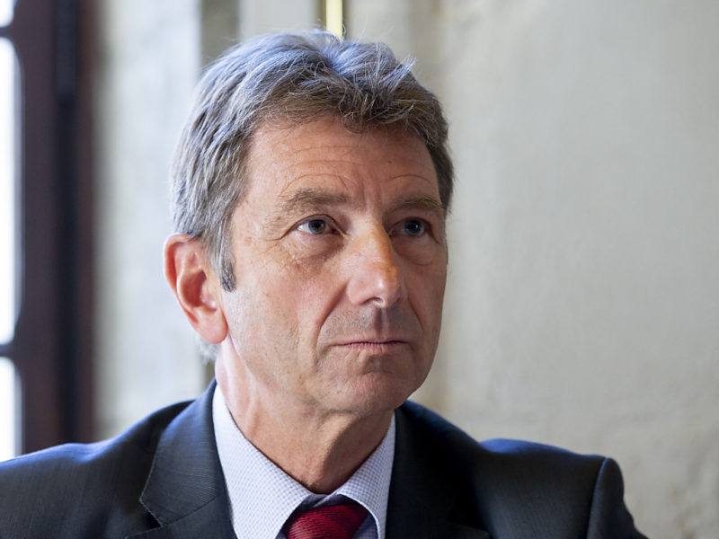 Une maire hors parti élue à la présidence de l'ACG, une première | LFM ...