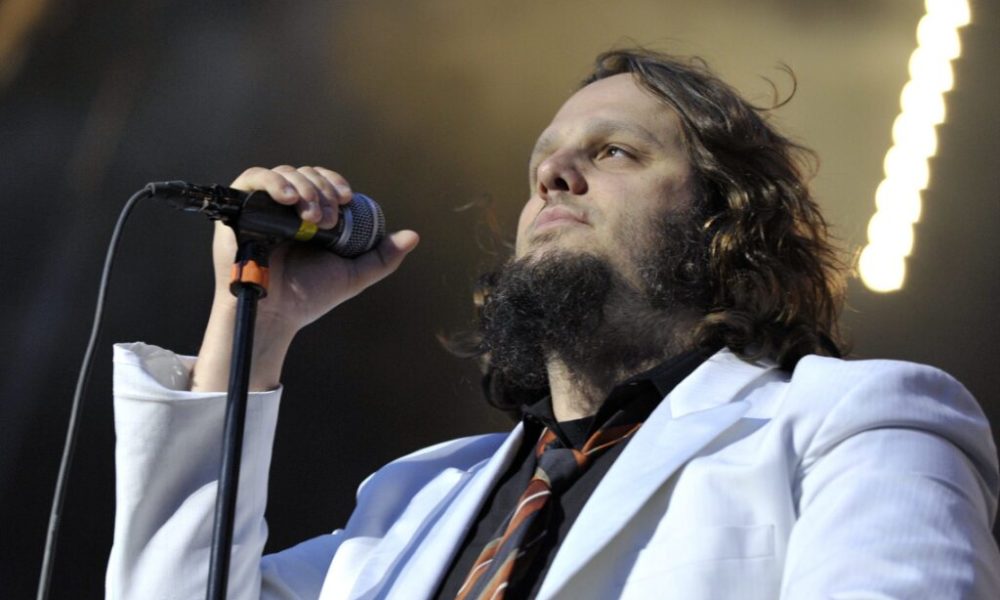 Décès de Karl Tremblay, le chanteur québécois des Cowboys Fringants ...