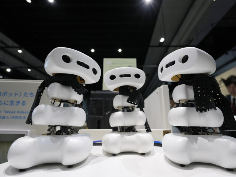 Le robot, star de l'Espace des inventions à Lausanne | LFM la radio