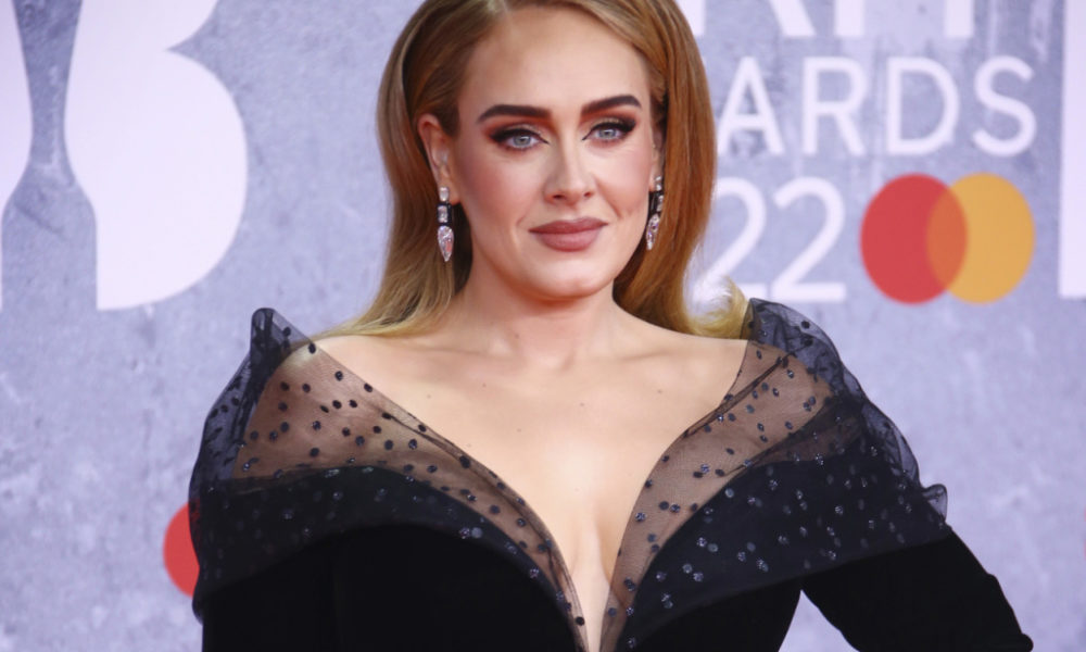 Adele, absente d'Europe depuis 2016, revient sur scène à Munich | LFM la radio
