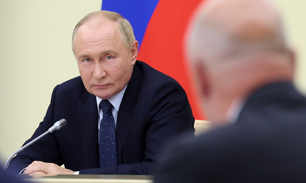 Investiture au Mexique: Kiev demande à Mexico d'arrêter Poutine | LFM ...