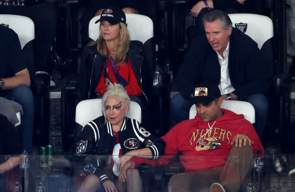 De Chicago à Evita, Jennifer Lopez évoque les rôles qui lui sont passés ...