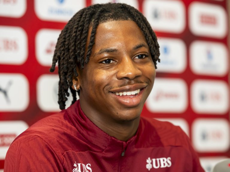 Johan Manzambi, de joker à titulaire? | LFM la radio