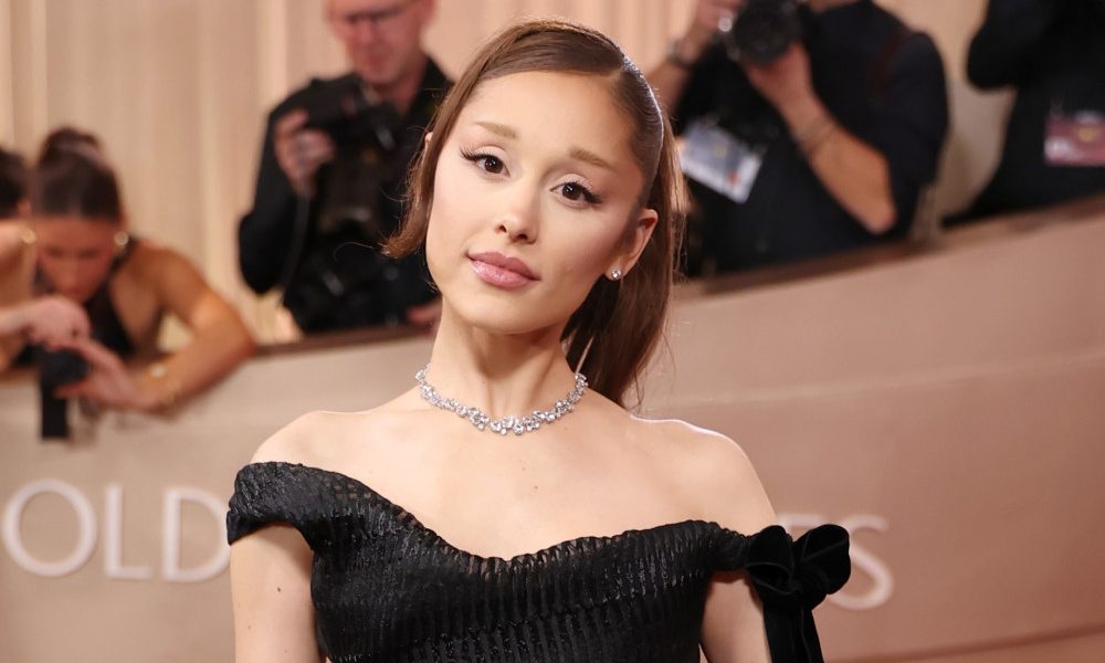 Ariana Grande s’est séparée de son compagnon Ethan Slater | LFM la radio