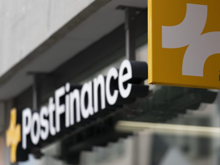 Le bénéfice de PostFinance plus que doublé en 2025 | LFM la radio
