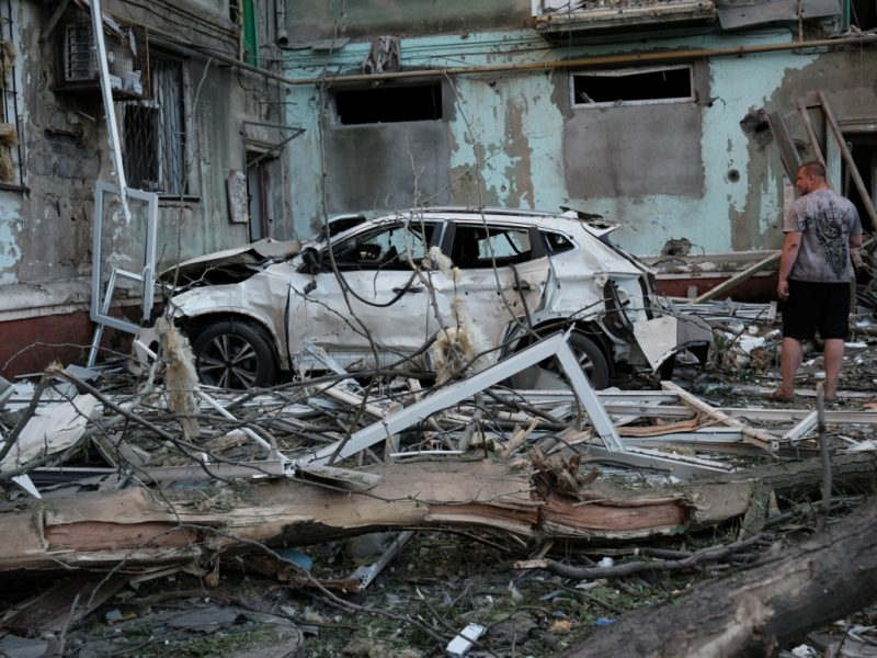 Feu vert à l’accord Suisse - Ukraine relatif à la reconstruction | LFM ...
