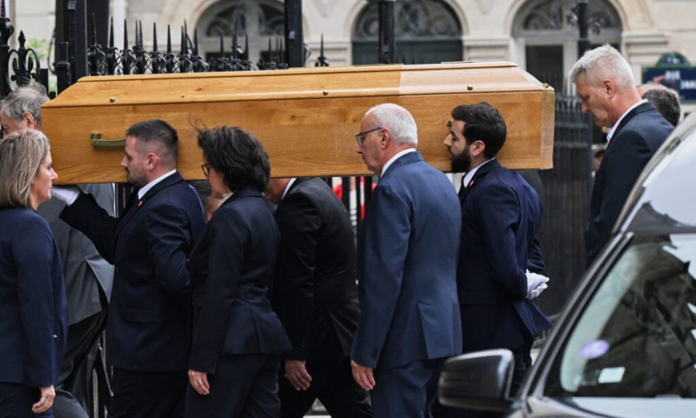 Obsèques de Bernadette Chirac à Paris, en libre accès au public | LFM ...
