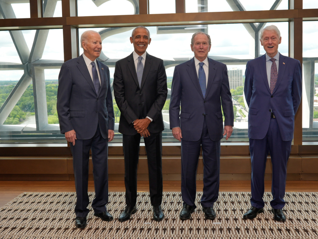 Obama entouré d'anciens présidents pour l'inauguration de son musée ...